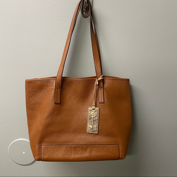 Fossil | Bags | Fossil Cognac Brown Leather Tote W Metallic Interior ...